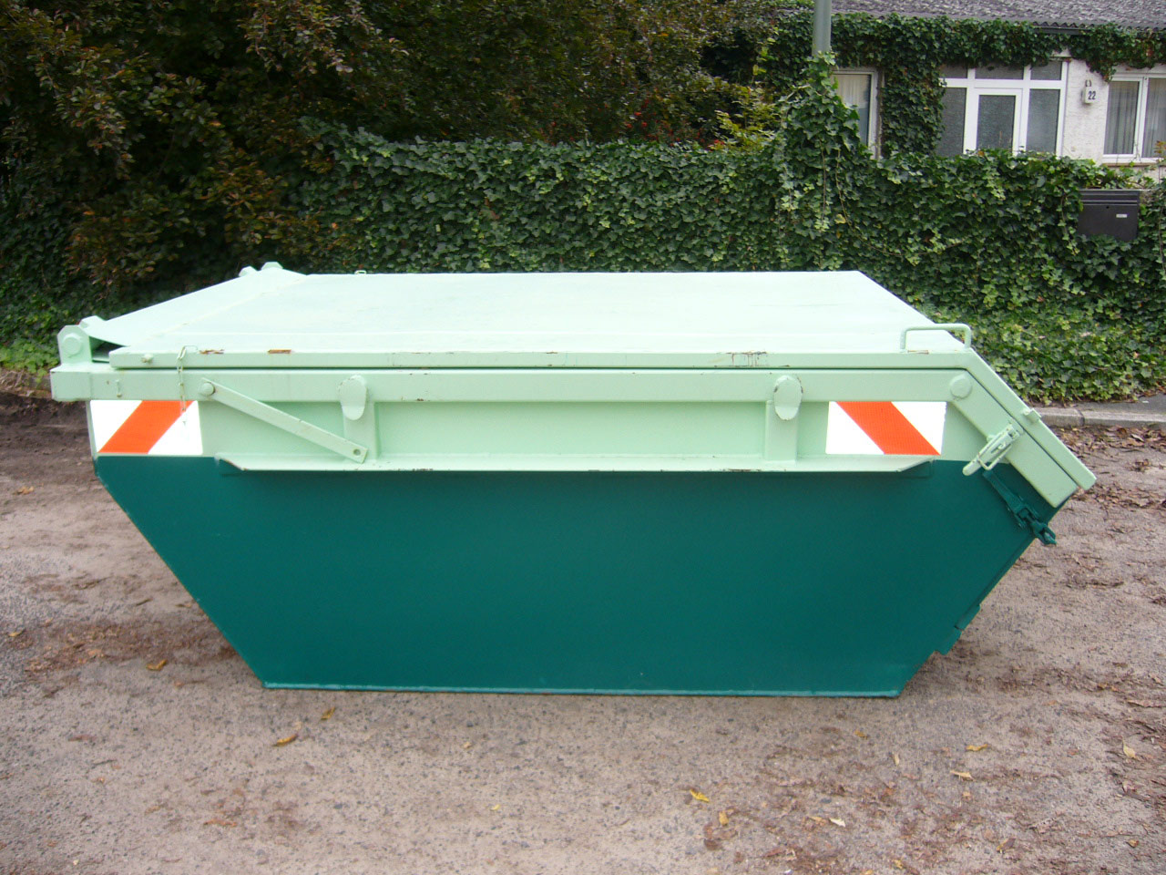 Abfallcontainer mieten in Berlin mit Containergröße von 3 m³